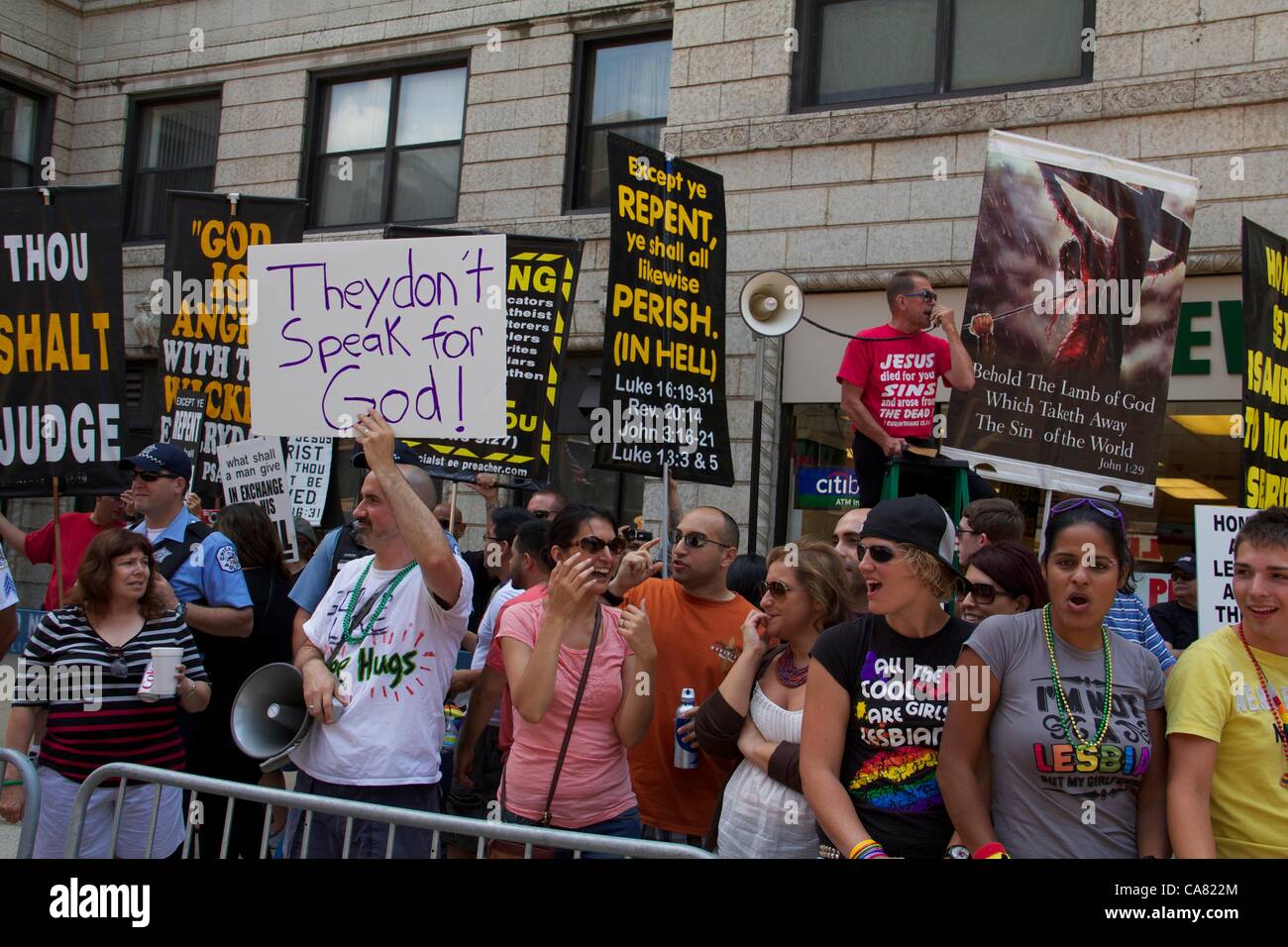 Chicago, Illinois, USA, 24th, June, 2012. Religious protesters and ...