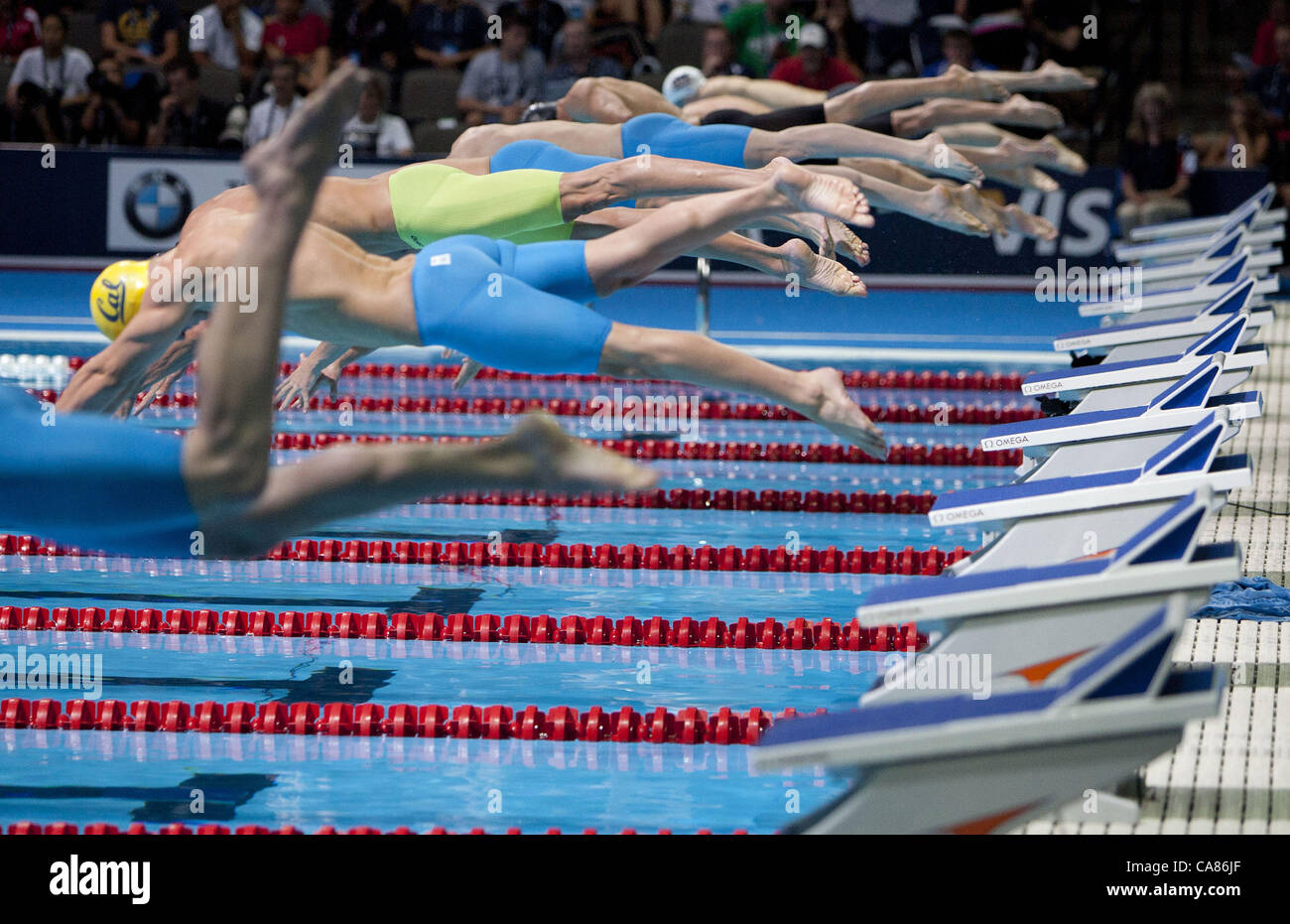 London olympics 100 meters hi-res stock photography and images - Alamy
