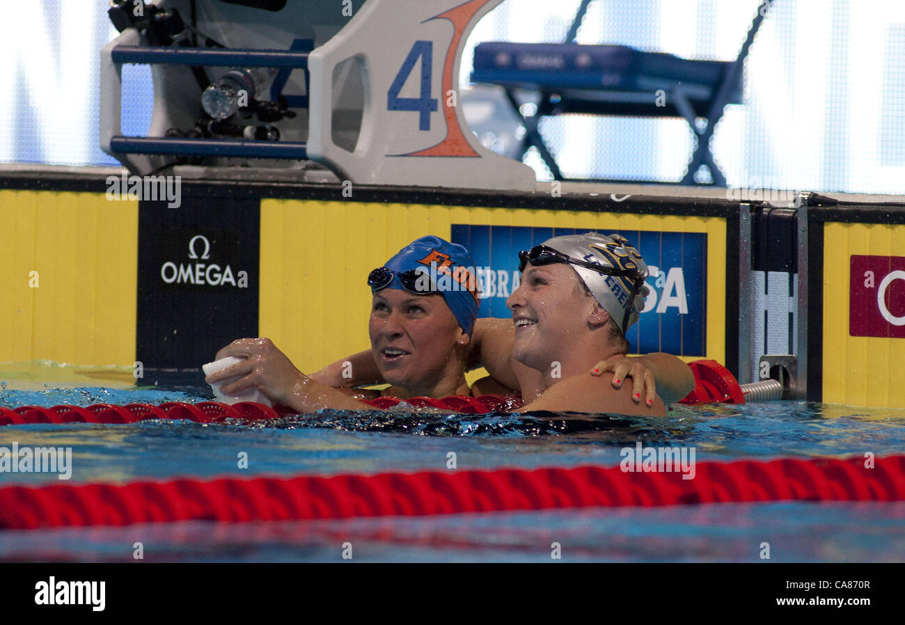 June 25, 2012 - Omaha, NEBRASKA, USA - Winner Elizabeth Beisel of ...