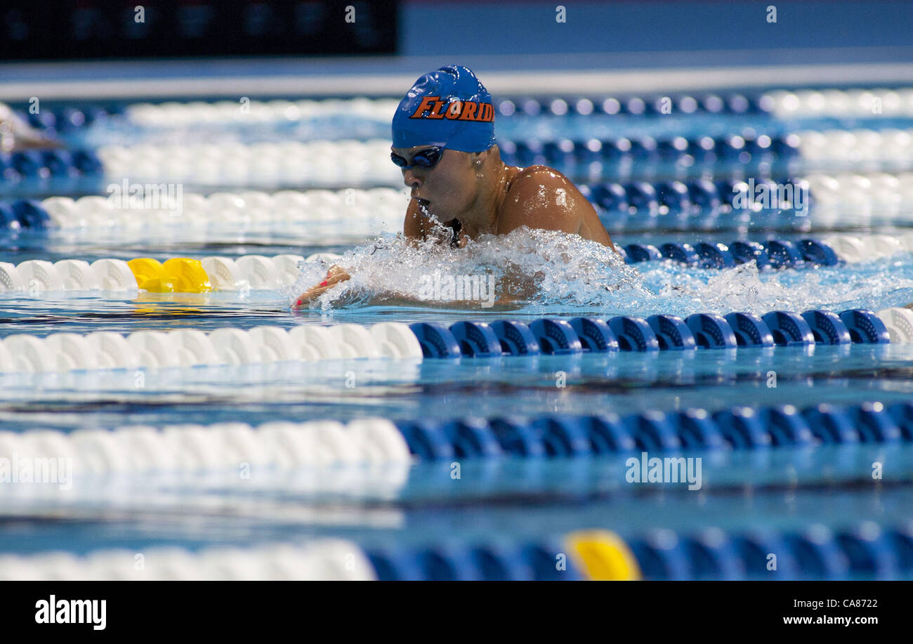 June 25, 2012 - Omaha, Nebraska, USA - Elizabeth Beisel of Bluefish ...