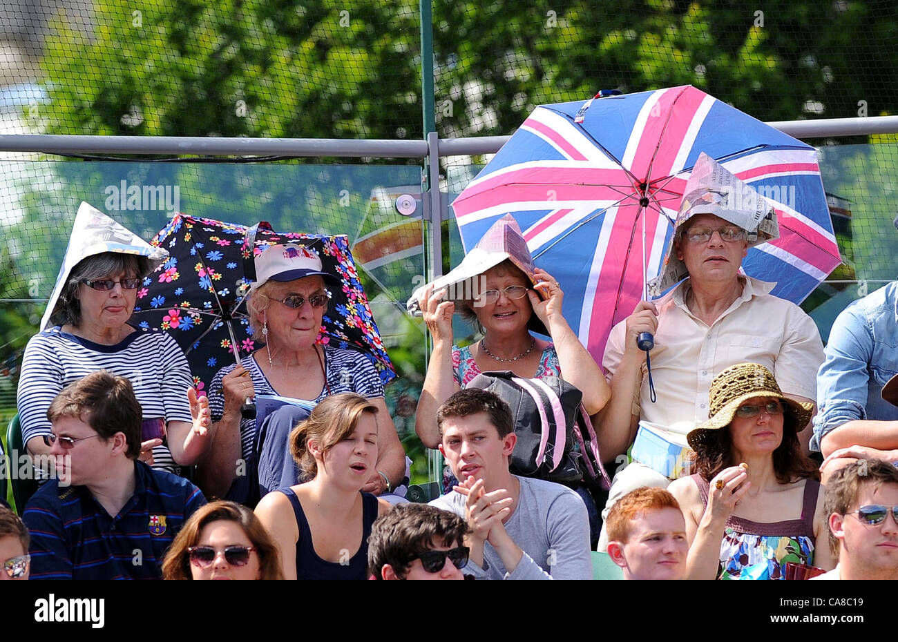 WIMBLEDON FANS IN PAPER HATS & THE WIMBLEDON CHAMPIONSHIPS 20 THE ALL ...