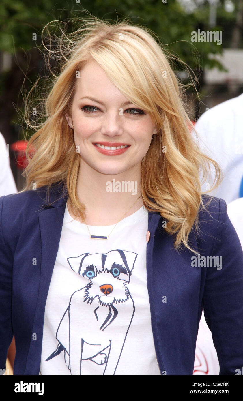 The amazing spiderman hi-res stock photography and images - Alamy