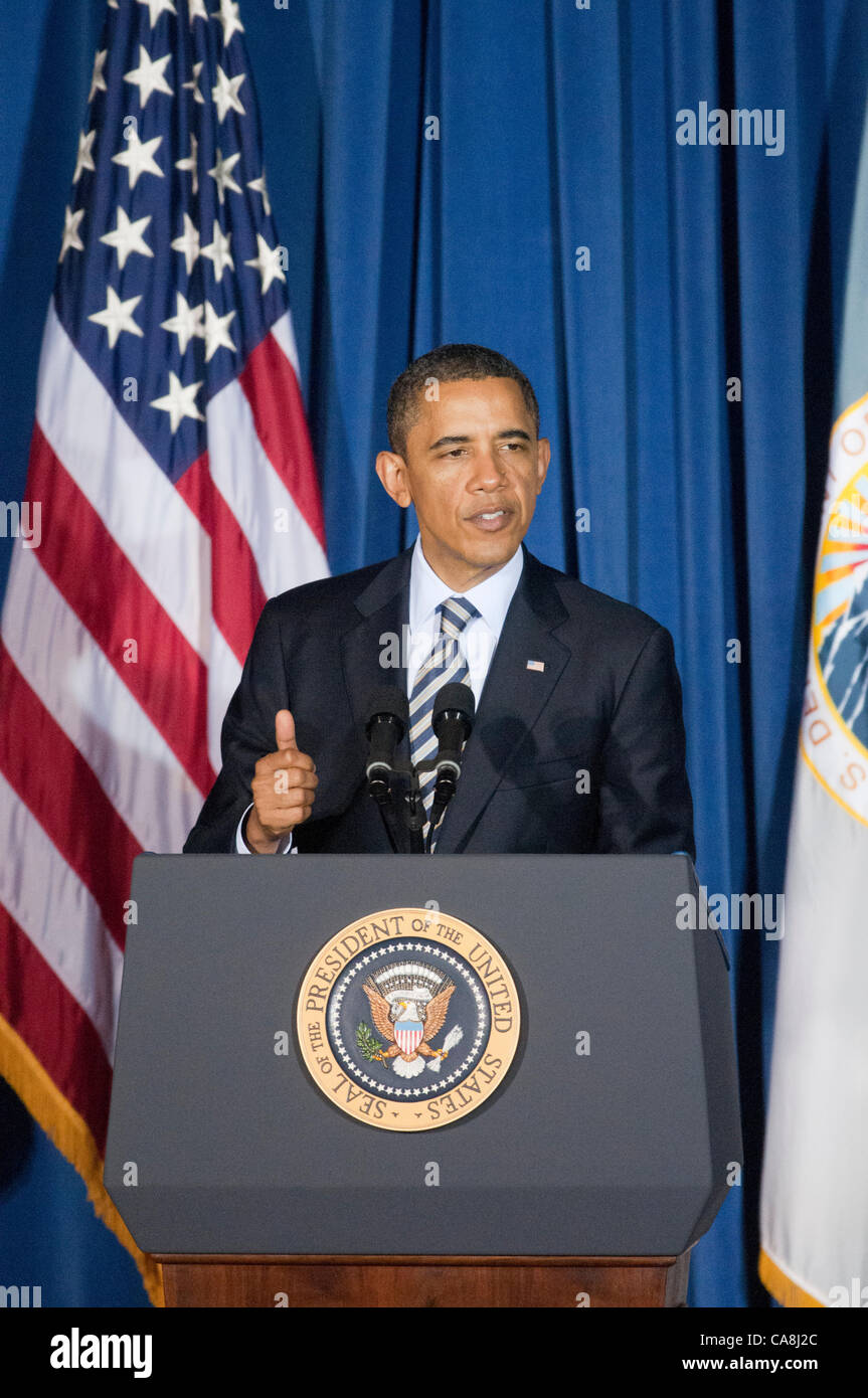 Leaderblack hi-res stock photography and images - Alamy