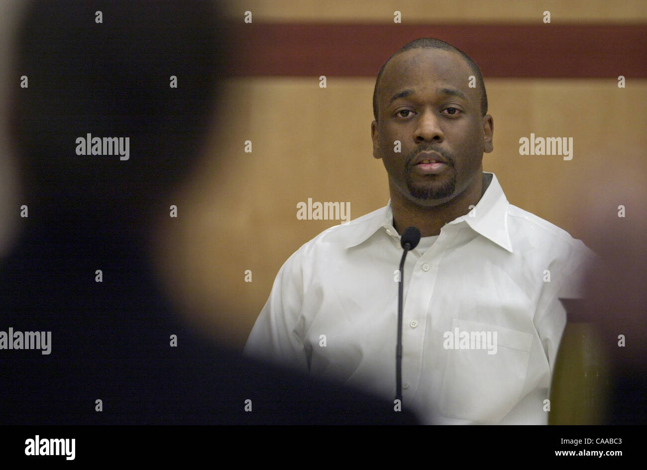 (PUBLISHED 01/18/2003, NC-1; 03/01/2003, NC-1): Convicted bank robber ...