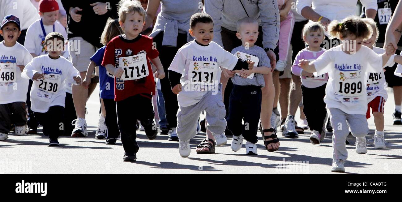 Children marathon kids run hi-res stock photography and images - Alamy