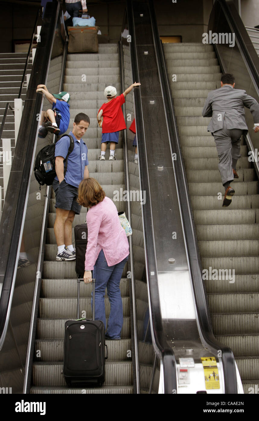 Slow lane fast lane hi-res stock photography and images - Alamy
