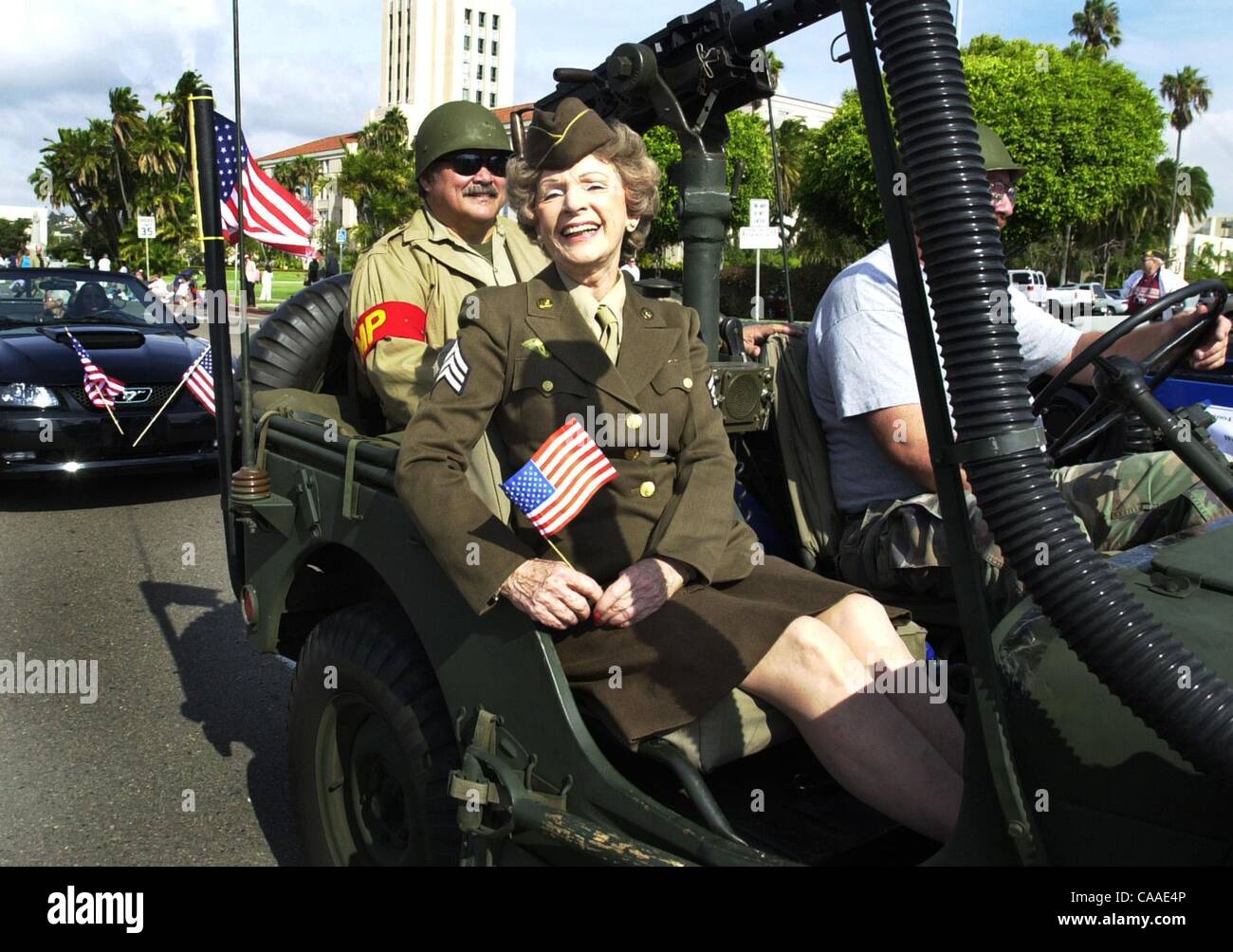 (Published on 11/12/2004, B-4:2, B-1:1,6,7; UTS1843951) Emily Drake of ...