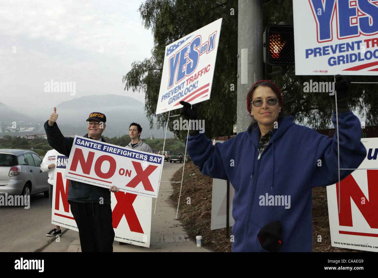 (Published 02/16/2005, B-1:2,7; B-4:6) While No proponent Santee Mayor ...