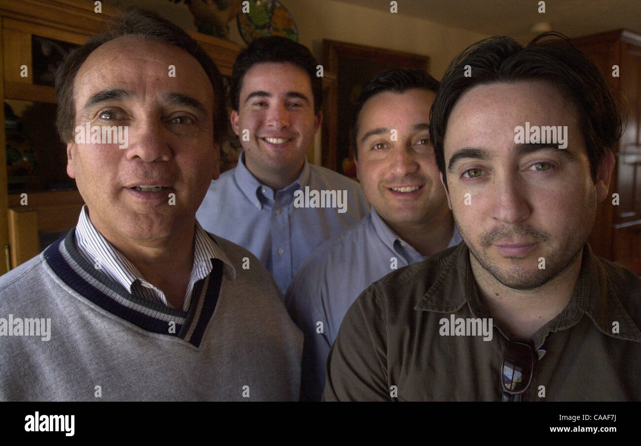 Published 4 30 2006 e 4 ralph inzunza hi-res stock photography and ...