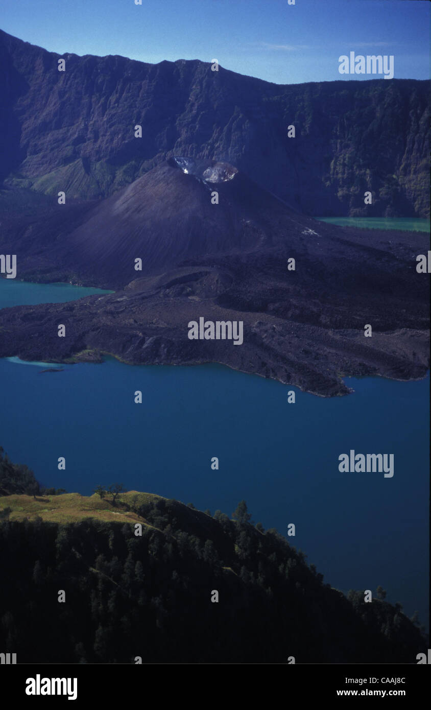 Segara anakan hi-res stock photography and images - Alamy