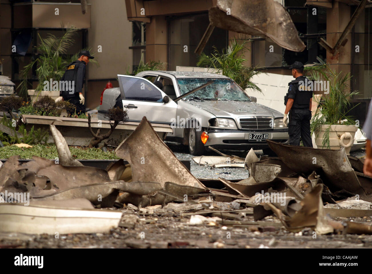 JAKARTA, INDONESIA AUGUST 5, 2003: A blast at the JW Marriot Hotel in ...