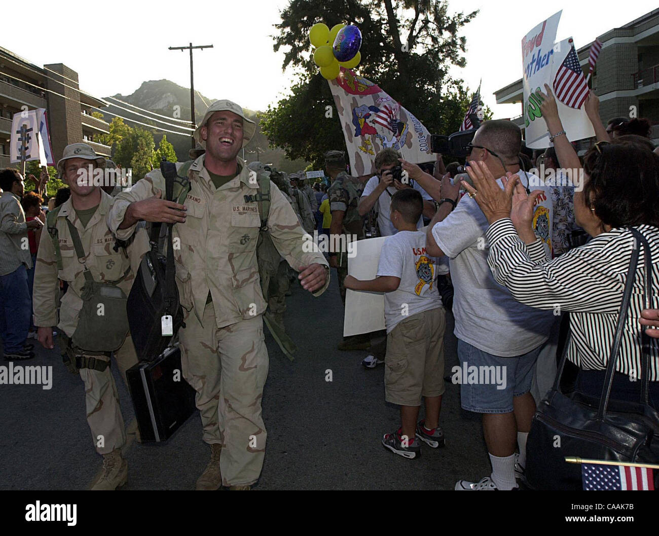 9/13/2003 HOMECOMING for 1st Battalion 4th Marine Regiment at Camp ...