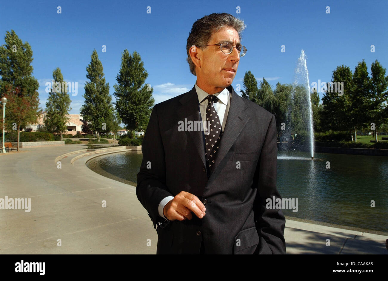 Phil Angelides, state treasurer and former developer of Laguna West ...