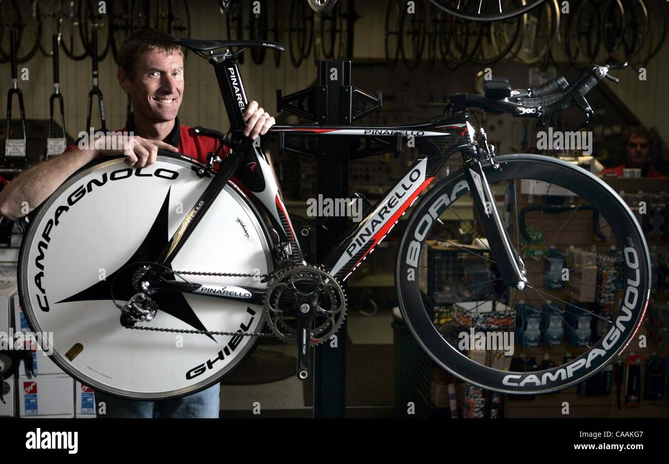 Hank couple hi-res stock photography and images - Alamy