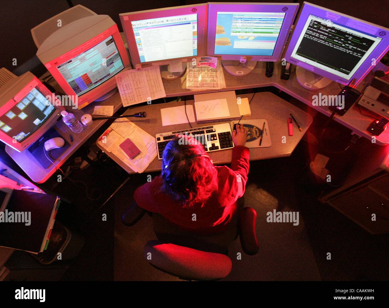 Police dispatcher hi-res stock photography and images - Alamy