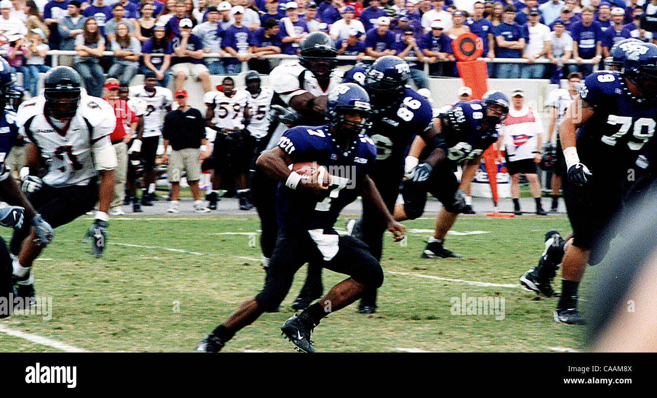Backfield hi-res stock photography and images - Alamy
