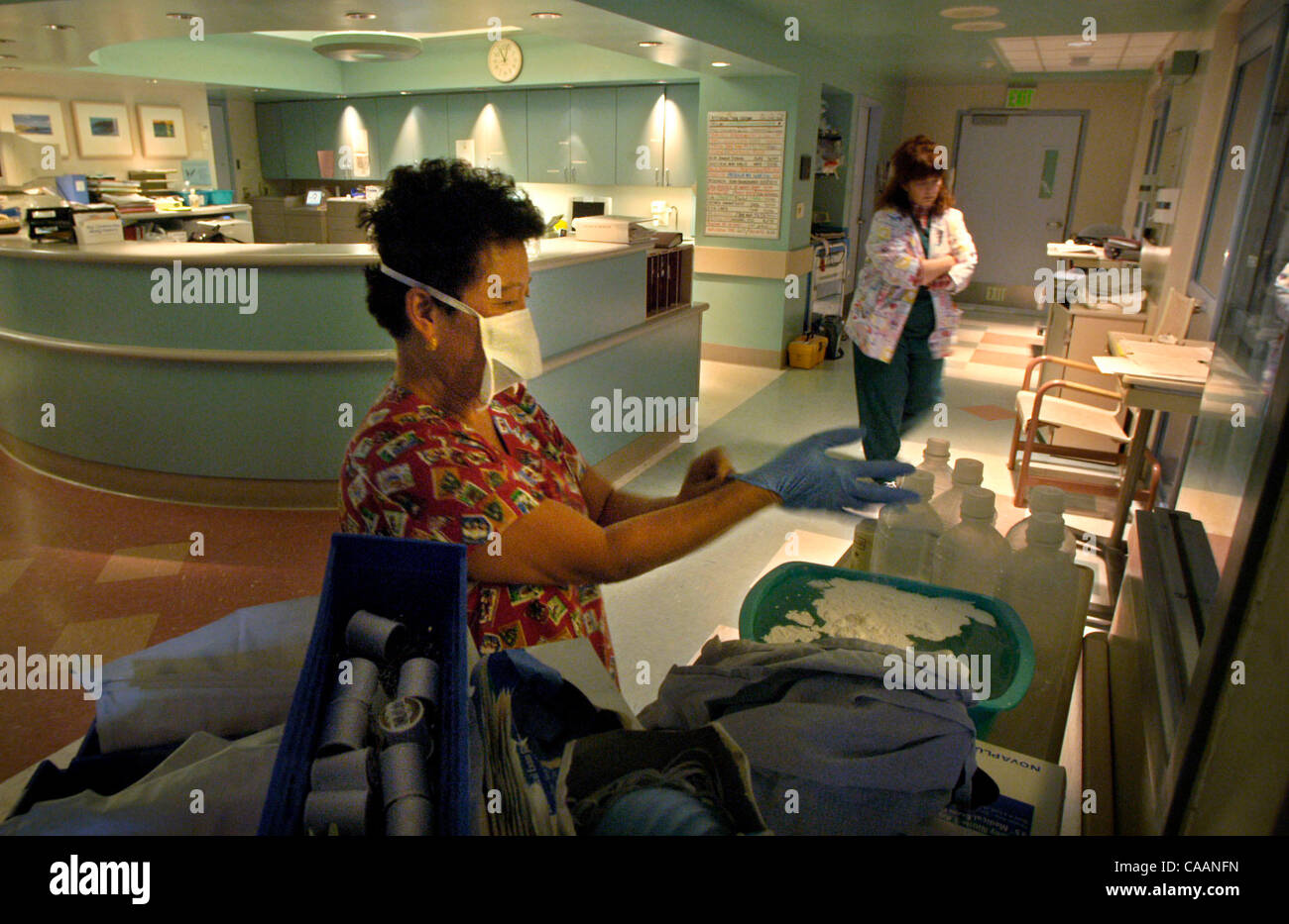 Wound dressing u hi-res stock photography and images - Alamy