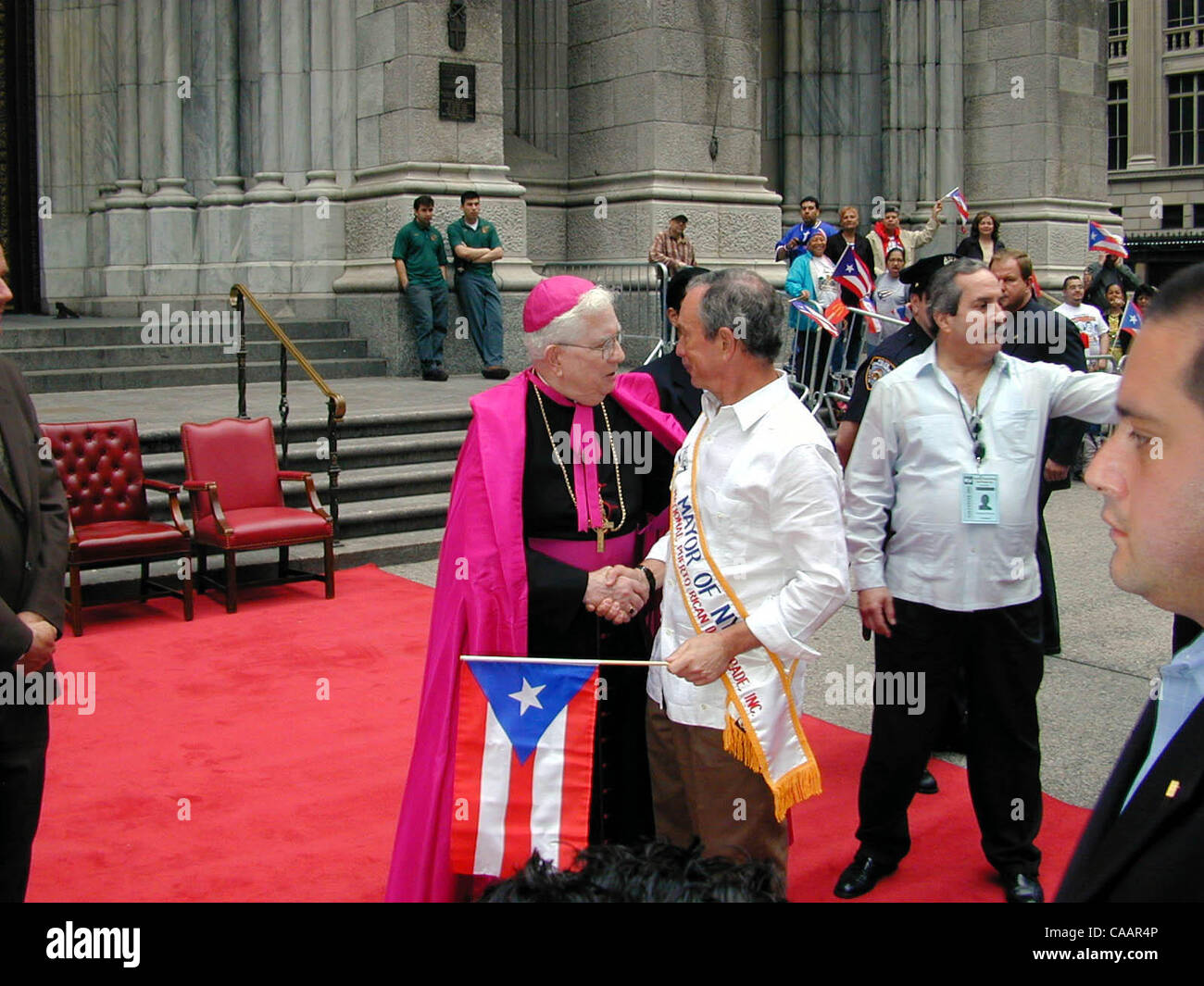 June 6, 2003 - New York, New York, U.S. - K31060BC SD0608.PUERTO RICAN ...