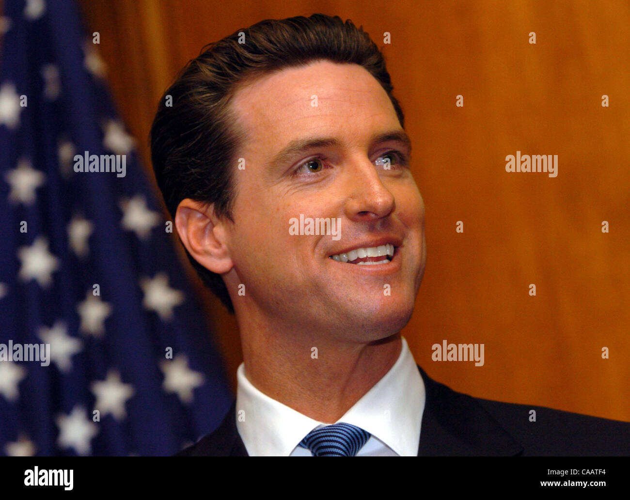 Newsome hi-res stock photography and images - Alamy