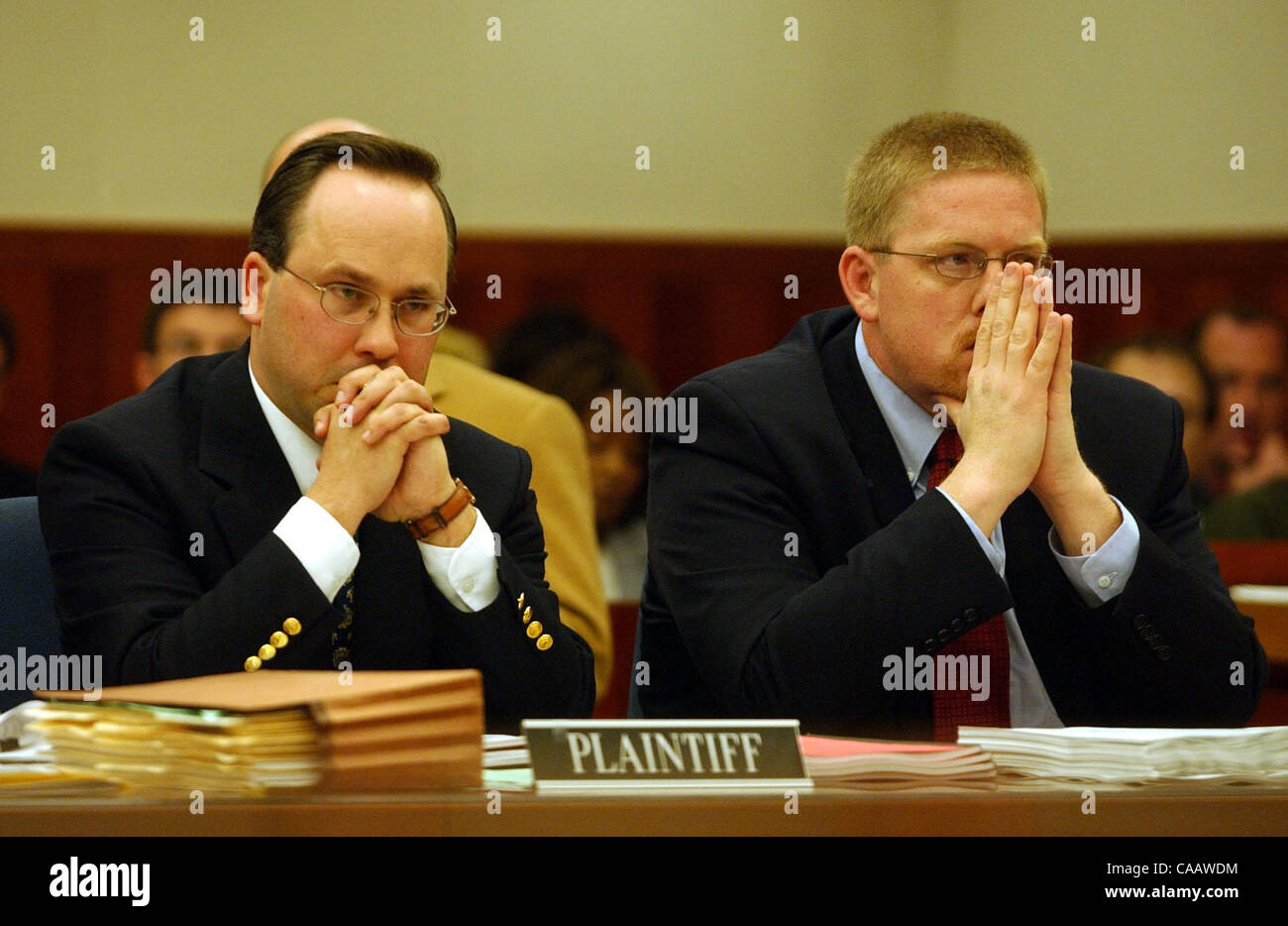Rich Ackerman (l) and Joel Oster, plaintiffs attorneys for the Campaign ...