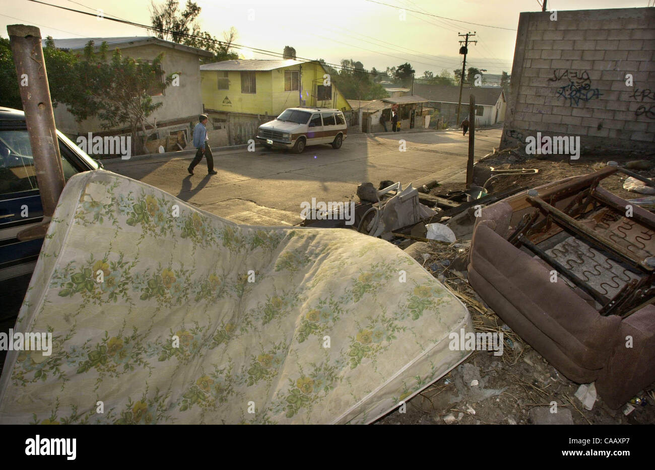 Tijuana trash keeps piling up at this corner in Colonia Cerro Colorado ...