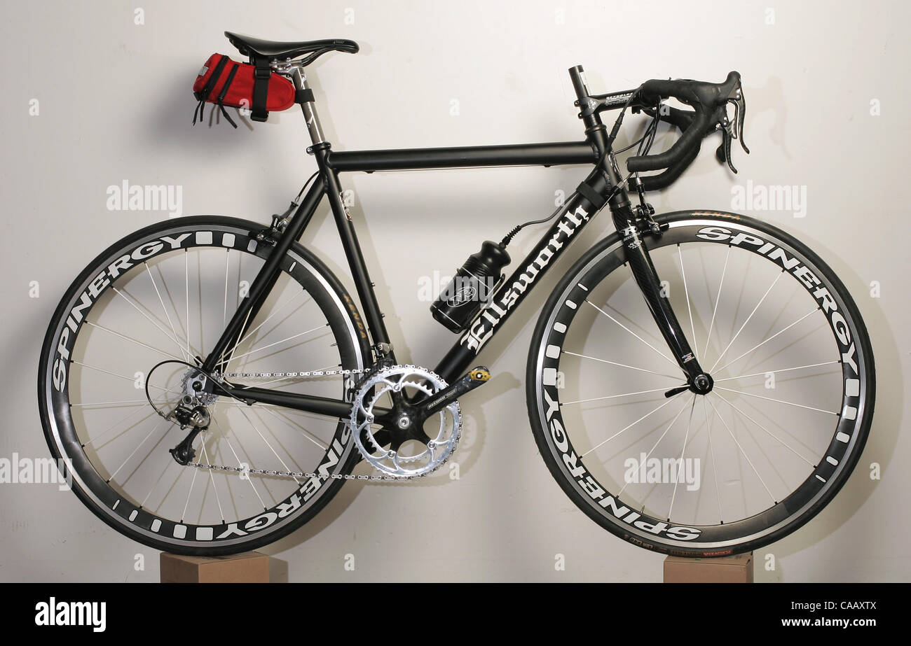 IMPORTANT- PLEASE NOTE--- THIS VERSION NEEDS VERTICAL AREA ABOVE ...