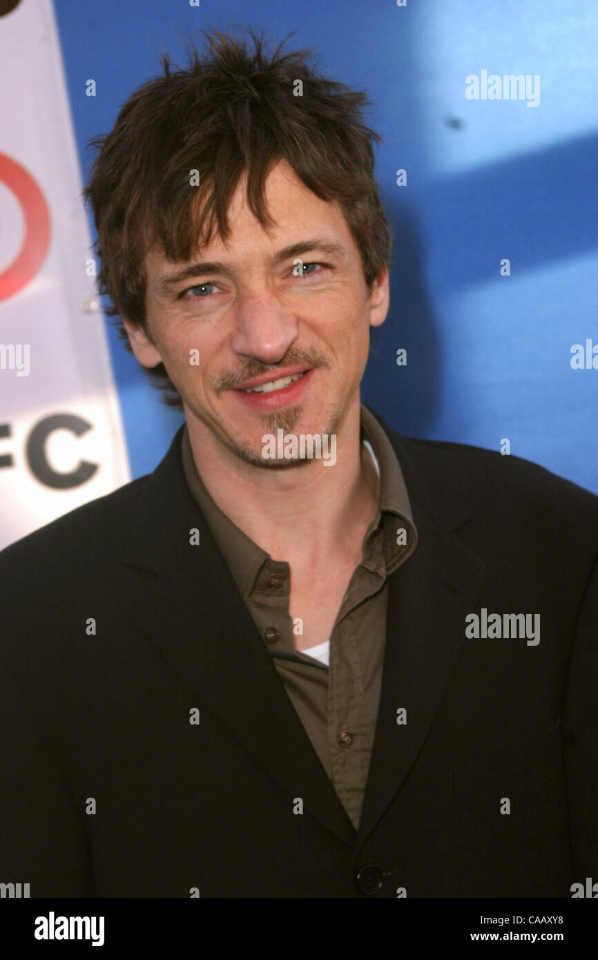 (C)Stargaze Media Photos Photo By Scott Weiner Jeremy Renner attends ...