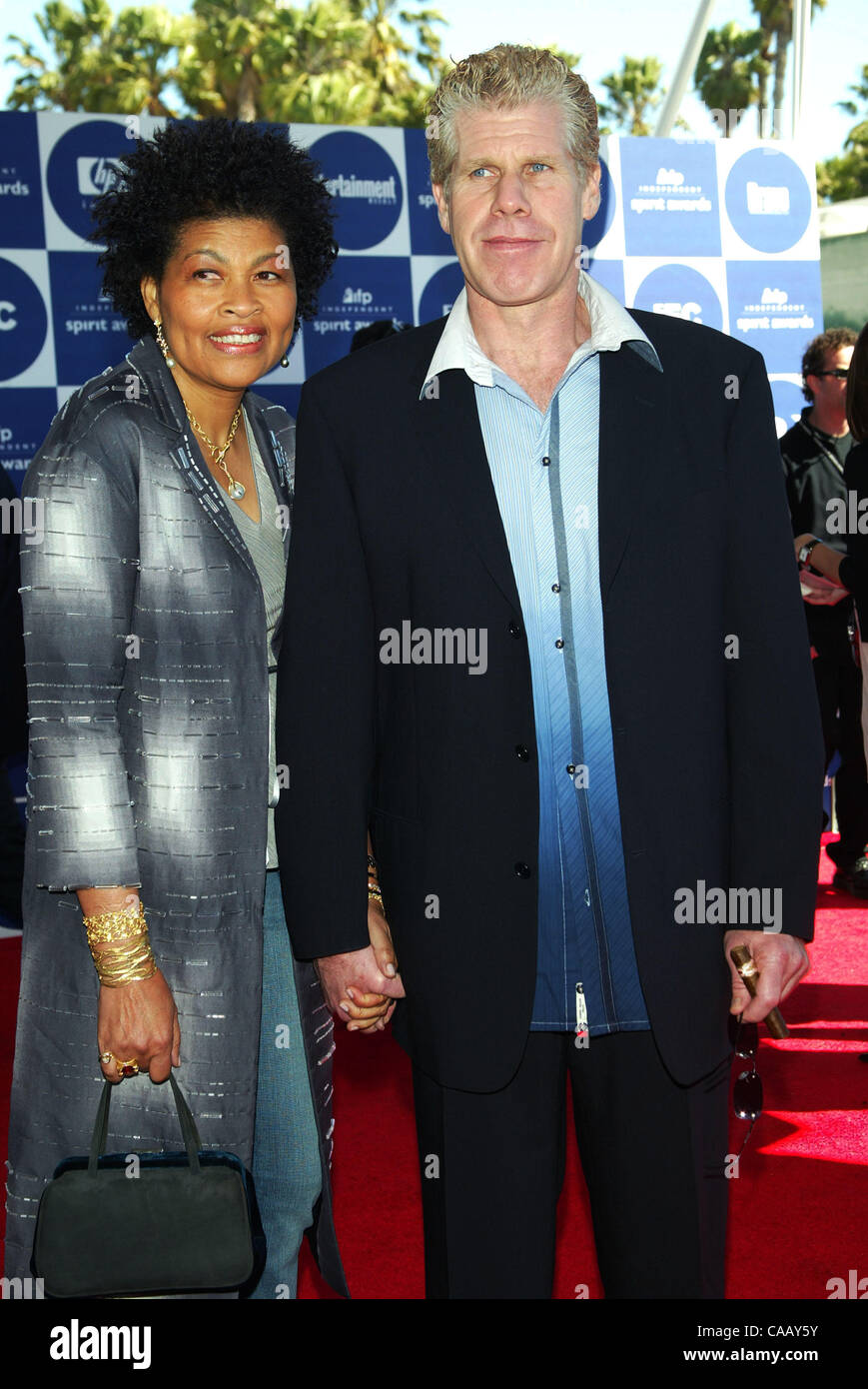 Ron perlman and opal perlman hi-res stock photography and images - Alamy