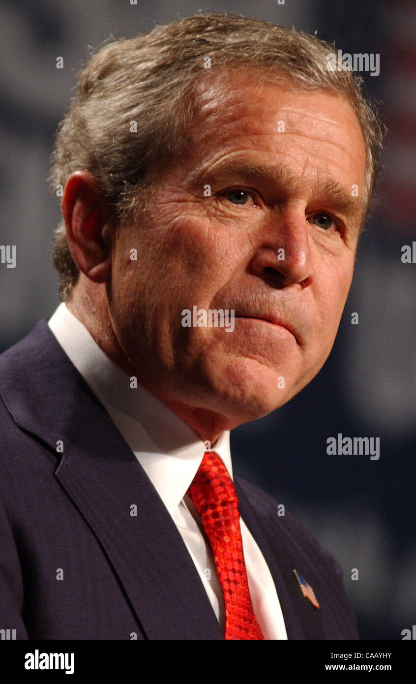 Mar 03, 2004; Los Angeles, CA, USA; President GEORGE W. BUSH speaks at ...