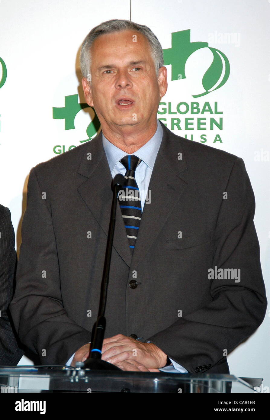 James k hahn hi-res stock photography and images - Alamy