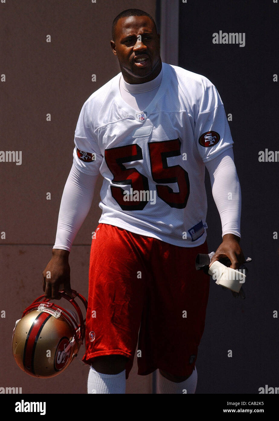 San francisco 49ers jamie winborn hi-res stock photography and images ...