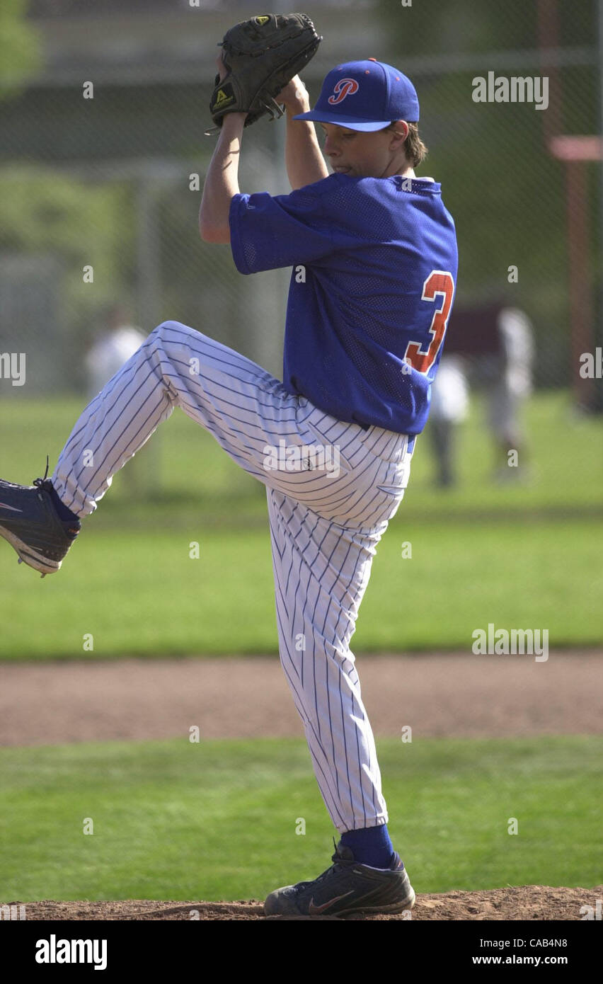St. Joseph's Dustin Chavez pitches against Albany High in Albany, Calif ...