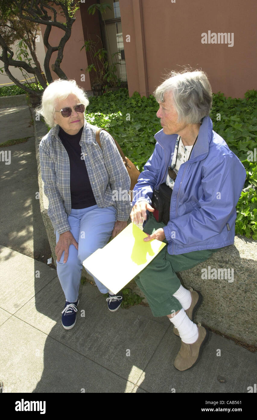Grace MacNeil, left, and Marian McLeod of Friends of the Library are ...
