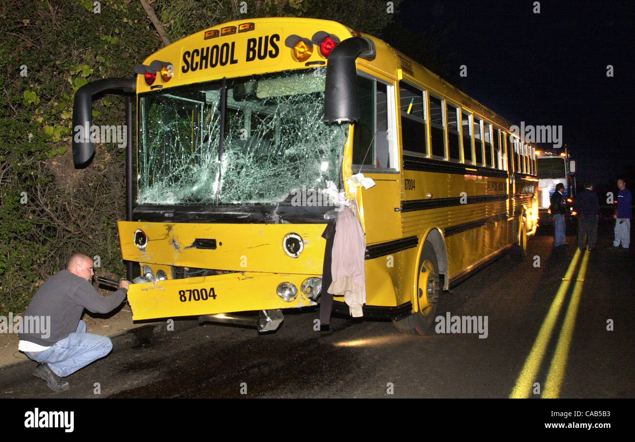 Damaged school bus hi-res stock photography and images - Alamy