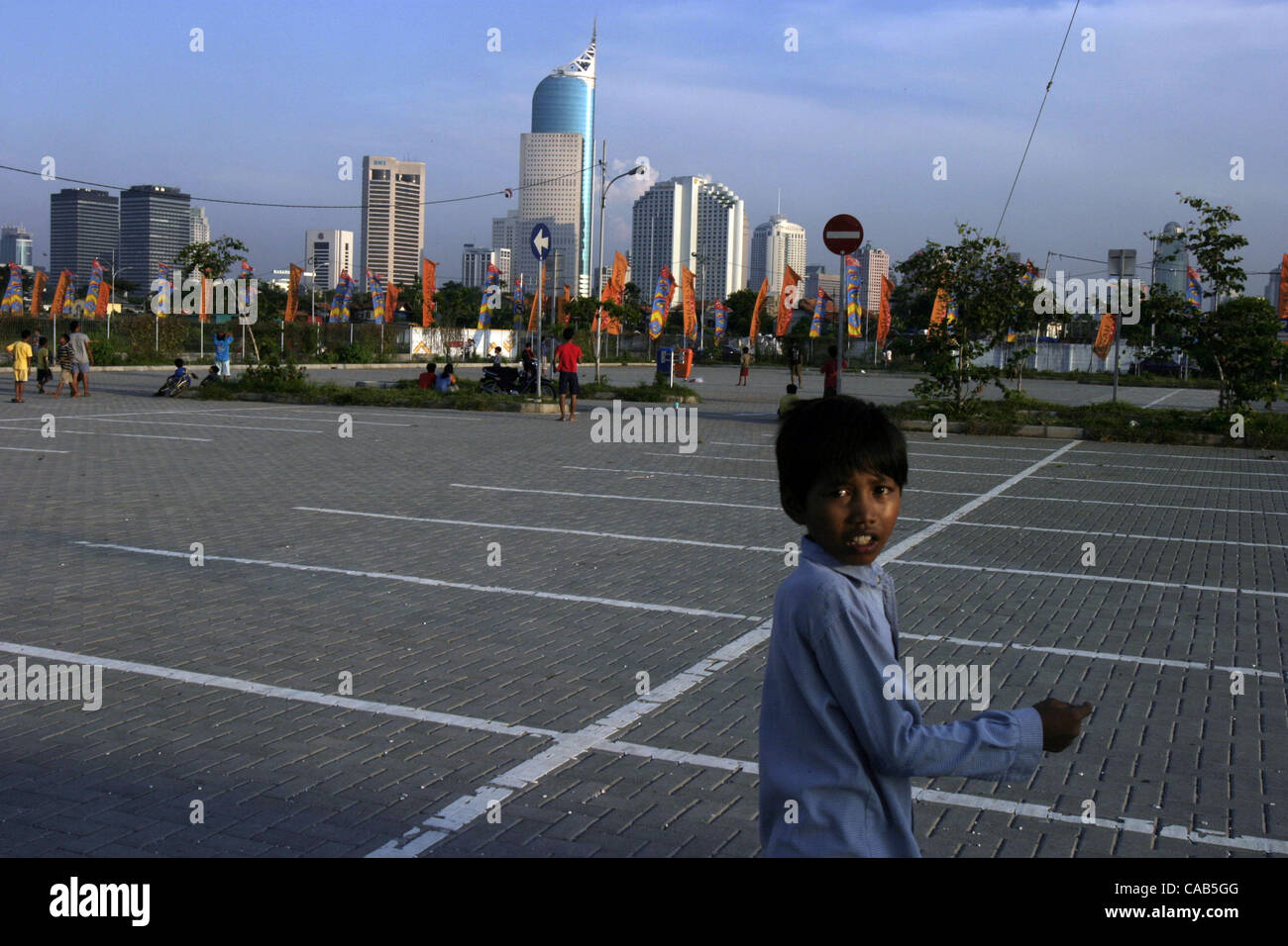 JAKARTA, INDONESIA - APRIL 28, 2004 Landscape of Jakarta with ...