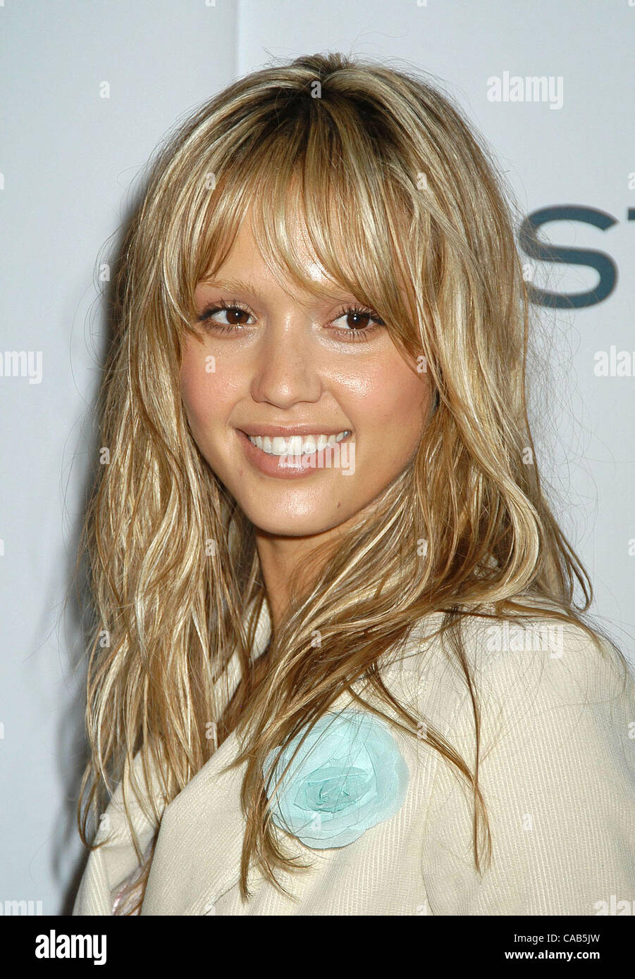 Apr 30, 2004 - Hollywood, California, USA - Jessica Alba arriving at ...