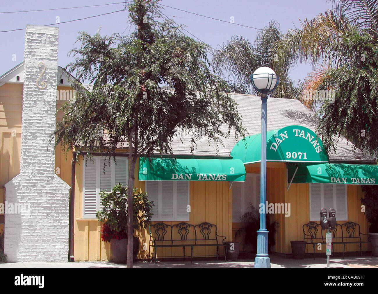 Dan tanas restaurant hi-res stock photography and images - Alamy