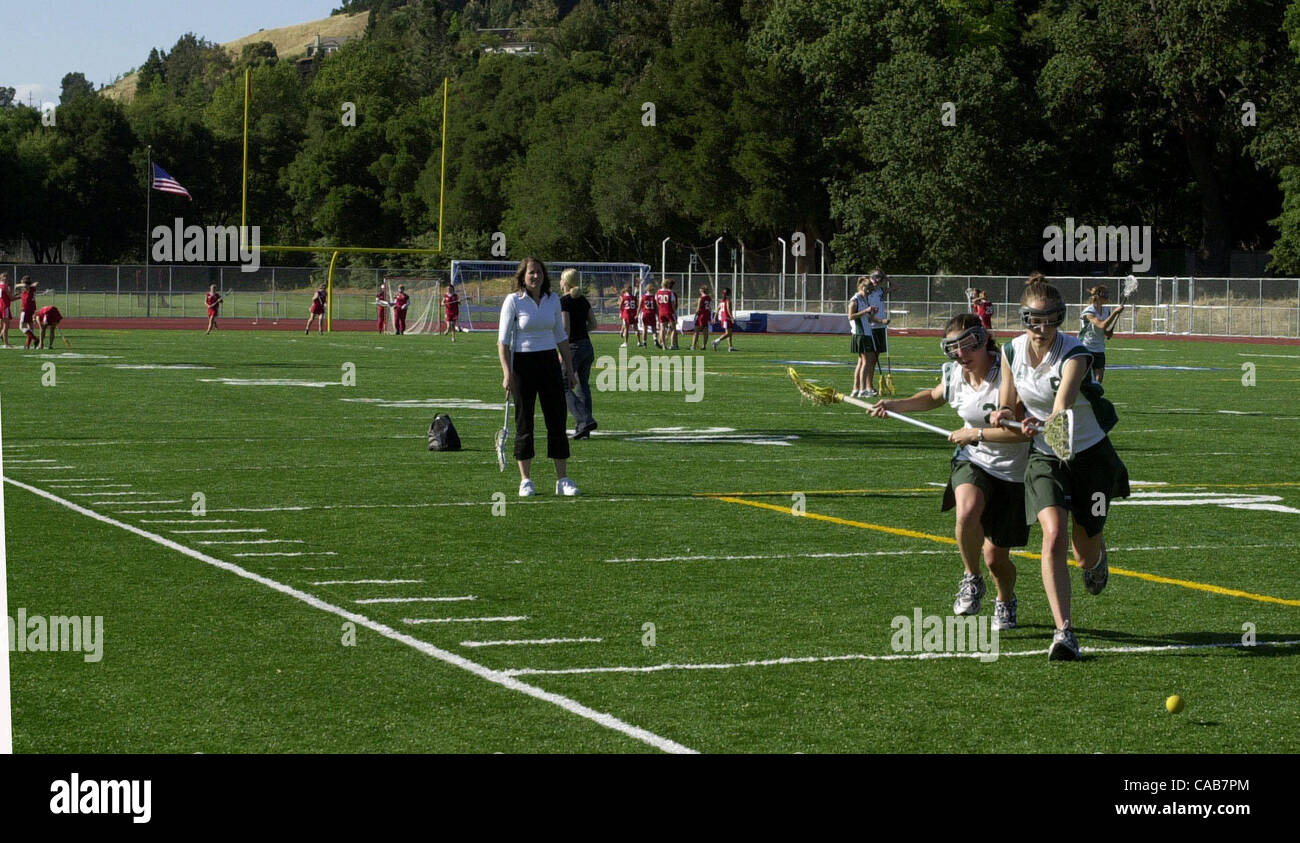 Miramonte girls warm up before they compete against the Carondelet ...