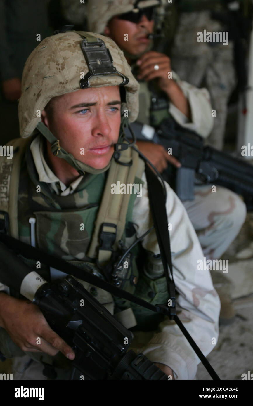 Marine barrett hi-res stock photography and images - Alamy