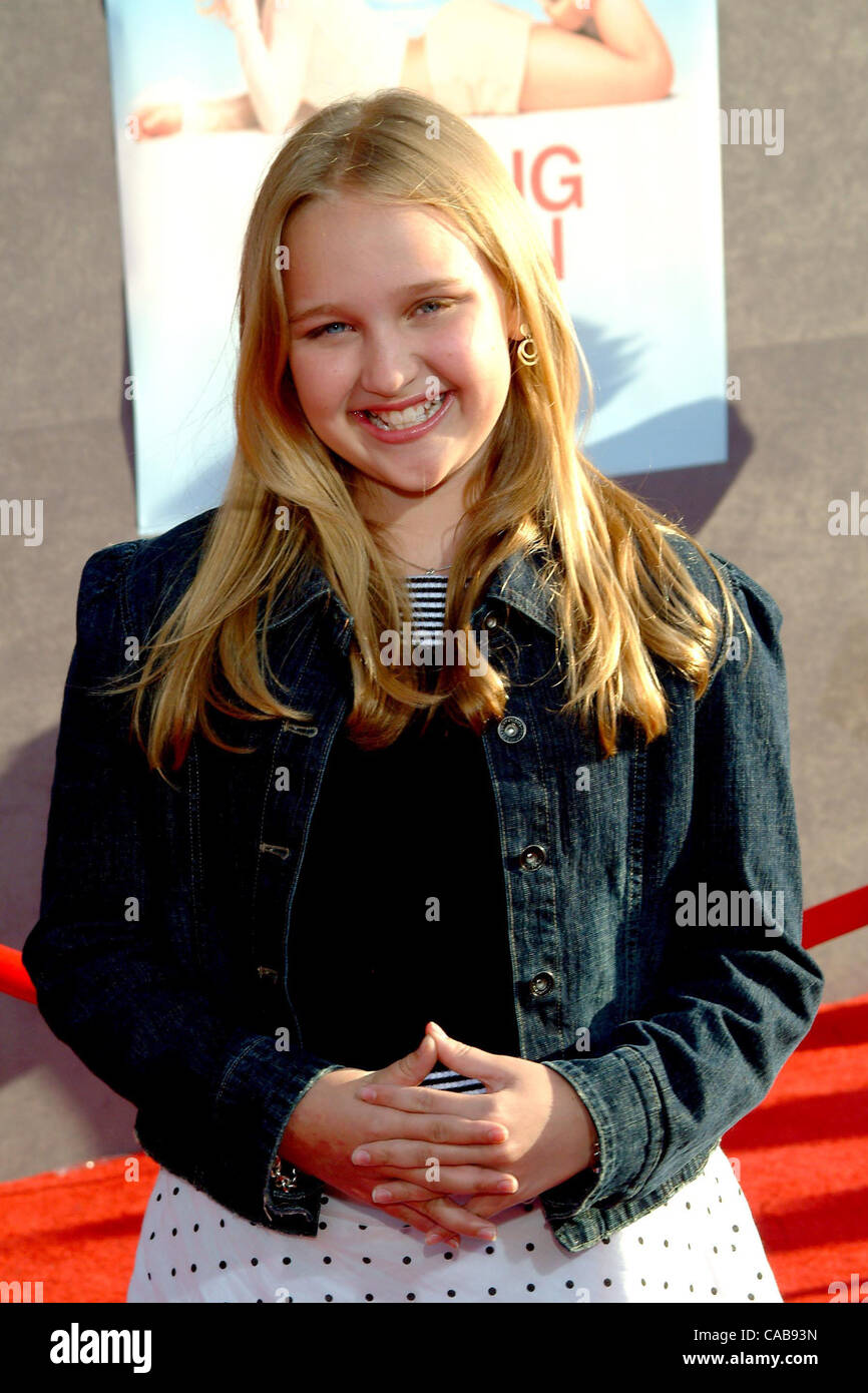 Amy bruckner hi-res stock photography and images - Alamy