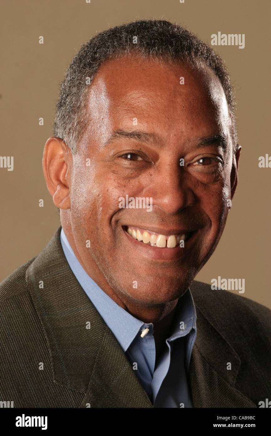 John thompson symantec hi-res stock photography and images - Alamy