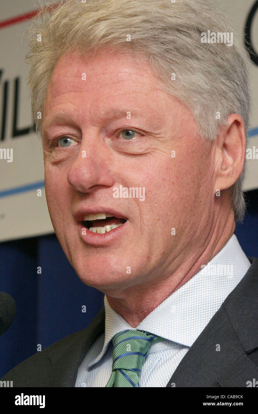 May 27, 2004; New York, NY, USA; Former President BILL CLINTON ...