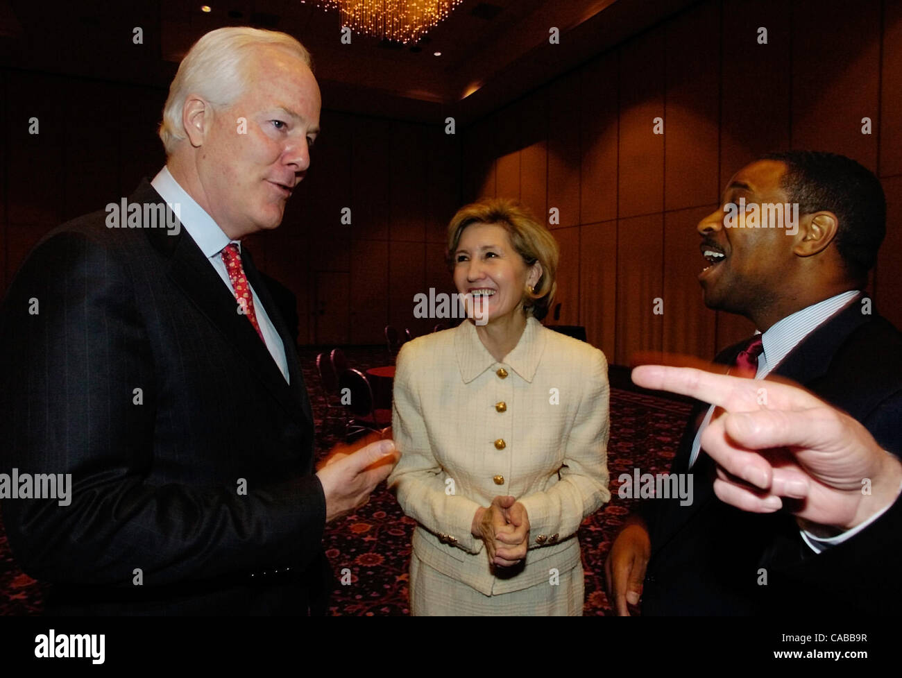 METRO - Senators John Cornyn and Kay Bailey Hutchison and Texas Supreme ...