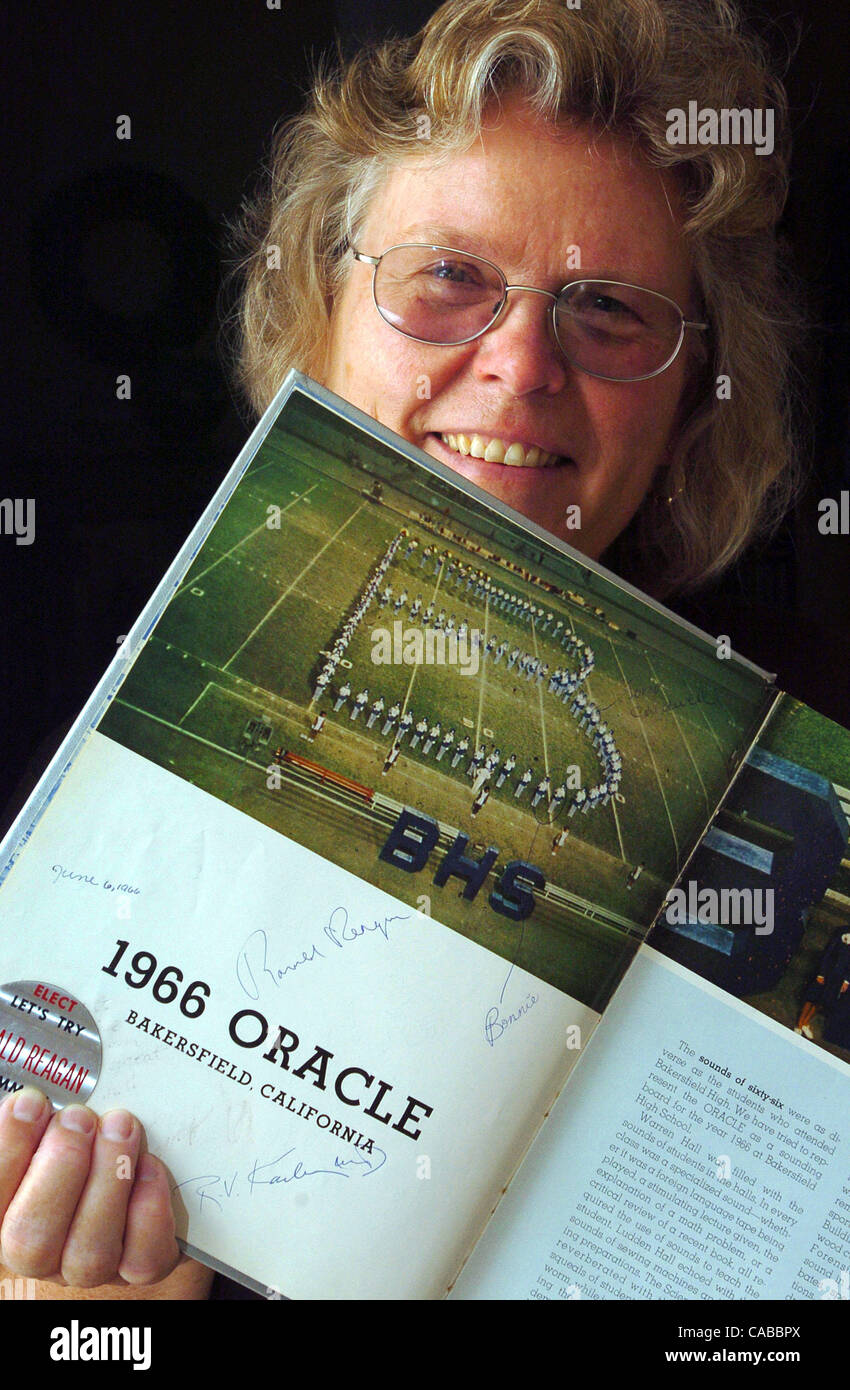 METRO -- Linda Loomis has Ronald Reagan's autograph in her 1966 ...