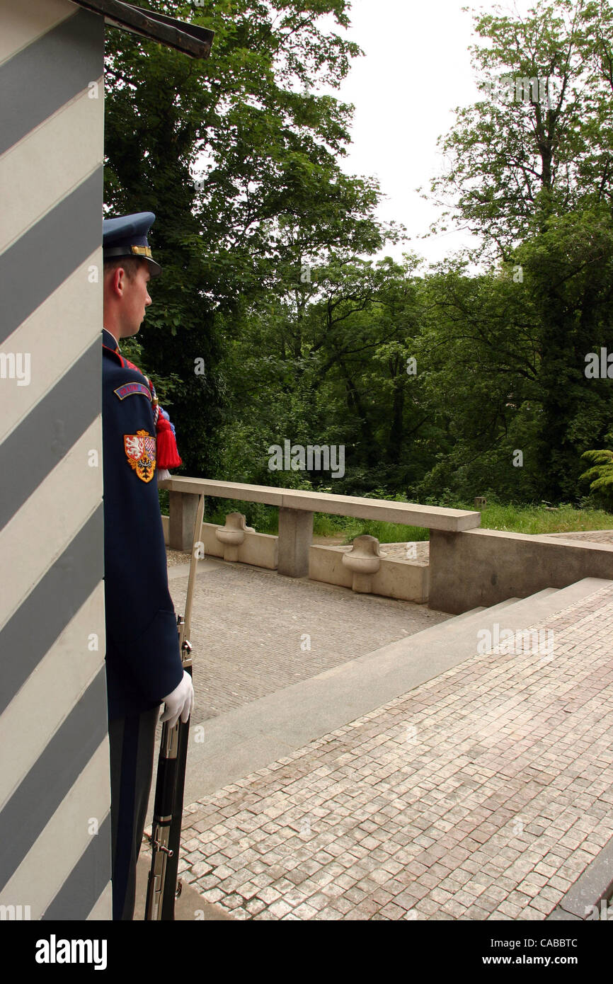 Jun 10, 2004; Prague, Czech Republic; Sentry, Prague Castle, Prague Stock Photo - Alamy