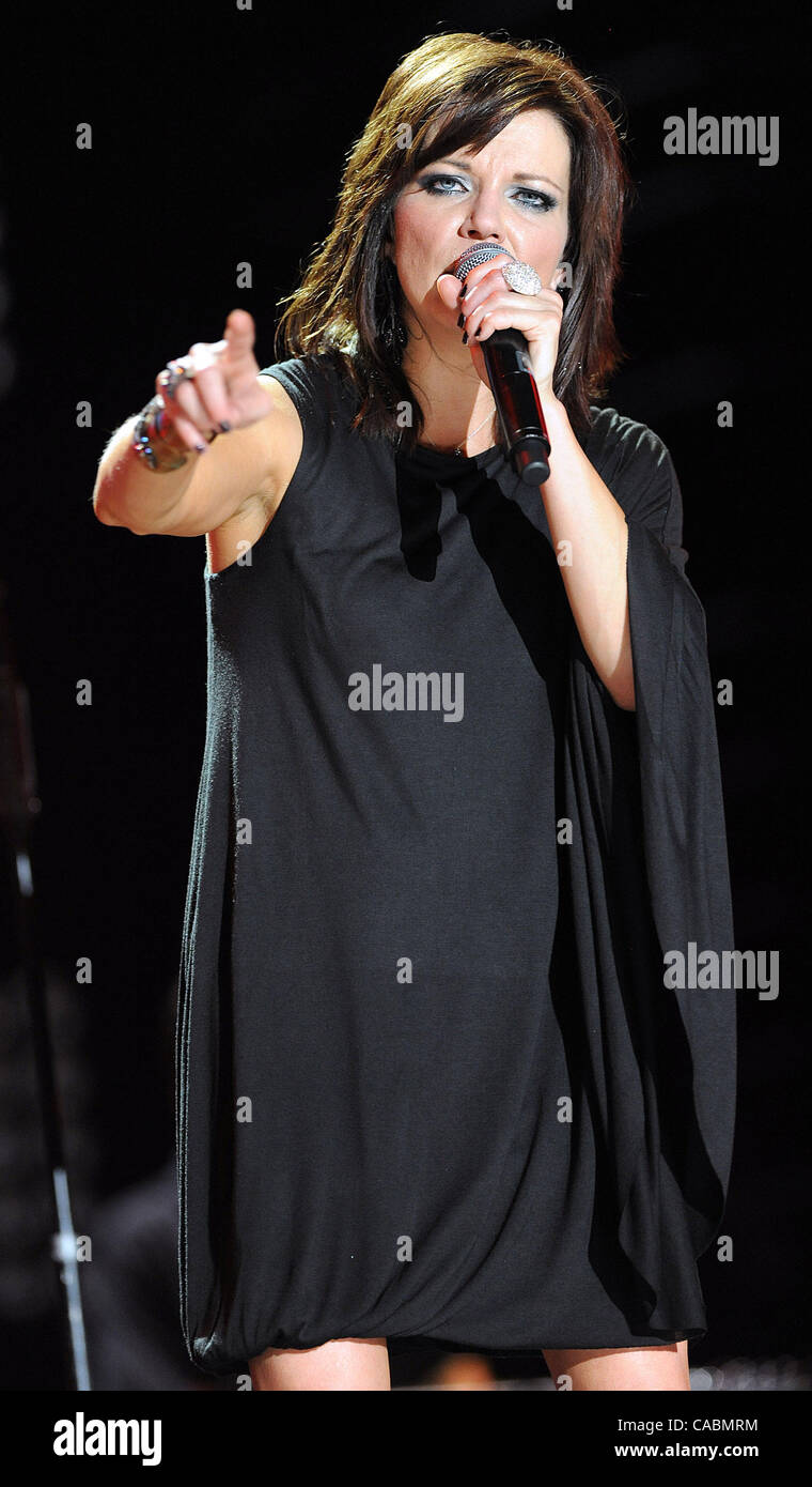 June 12, 2010 - Nashville, Tennessee; USA - Singer MARTINA MCBRIDE ...