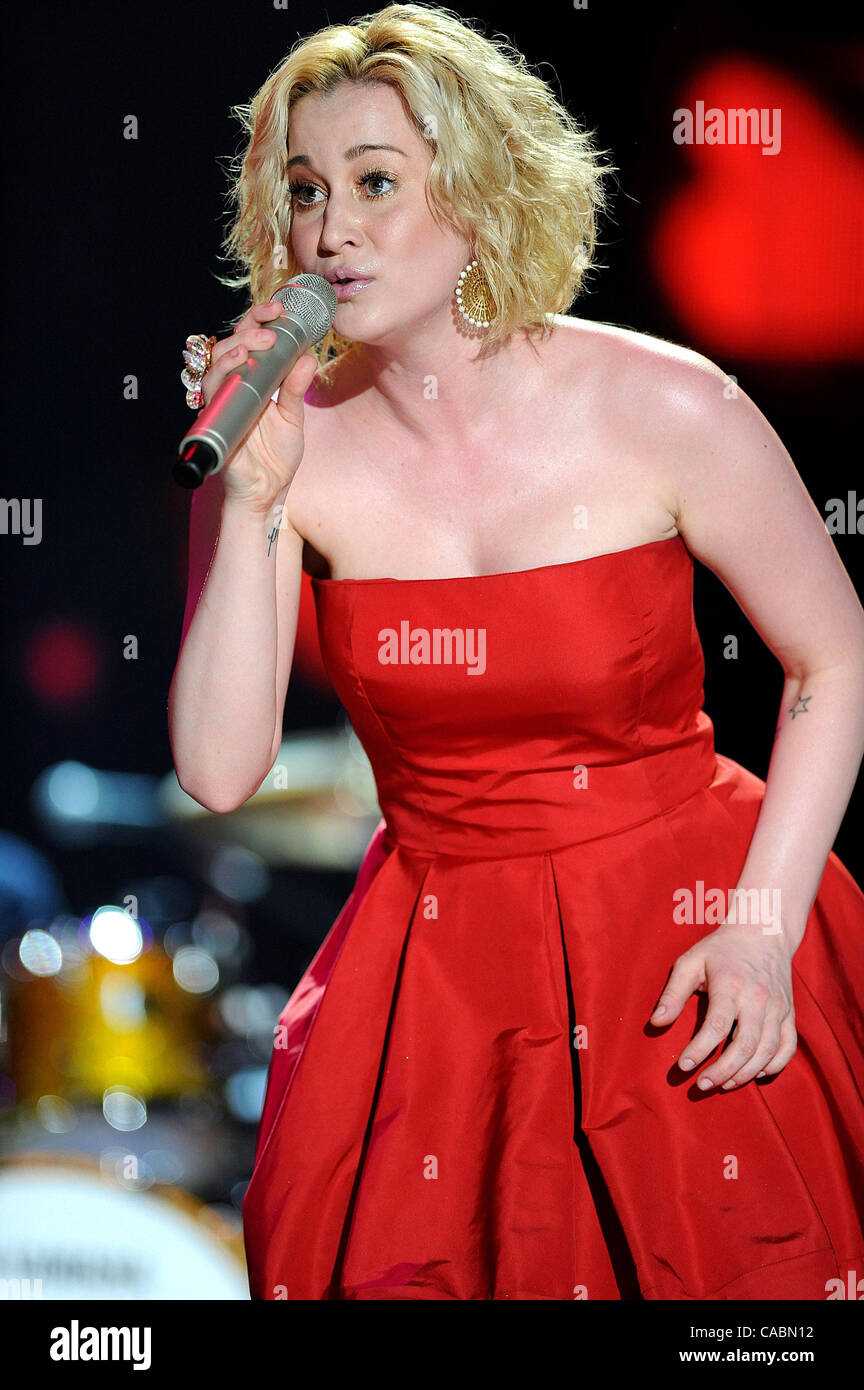 June 13, 2010 - Nashville, Tennessee; USA - Singer KELLIE PICKLER ...