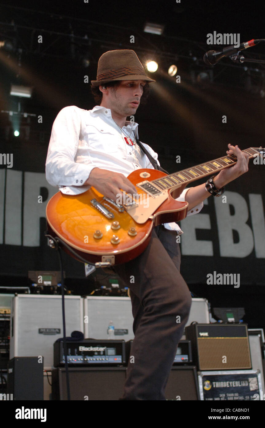 Jun 21, 2010 - Portsmouth, Virginia, U.S. - THIRD EYE BLIND brings ...