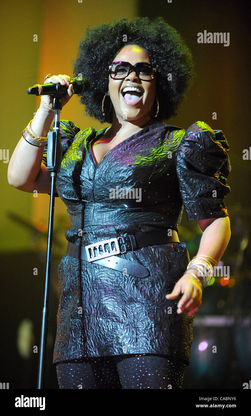 July 4, 2010 - New Orleans, Louisiana; USA - Singer JILL SCOTT performs ...