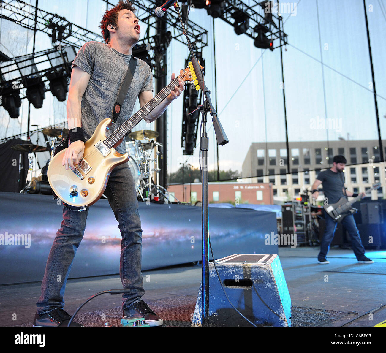 Jul 25, 2010 - Raleigh, North Carolina; USA - Singer / Guitarist PETE ...